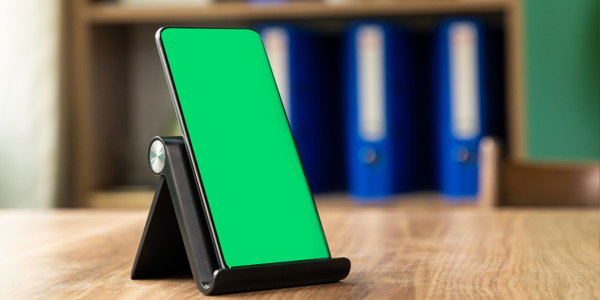 Support de smartphone pour bureau : tout ce que vous devez savoir